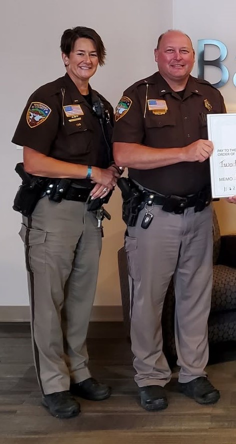 Waushara CO Sheriff's DEPT brass made $75k as small town cops, but ...