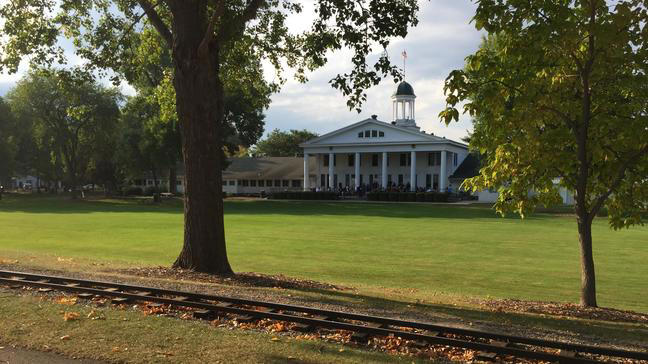 Bay Beach Pavilion reopens as year-round event venue after renovations