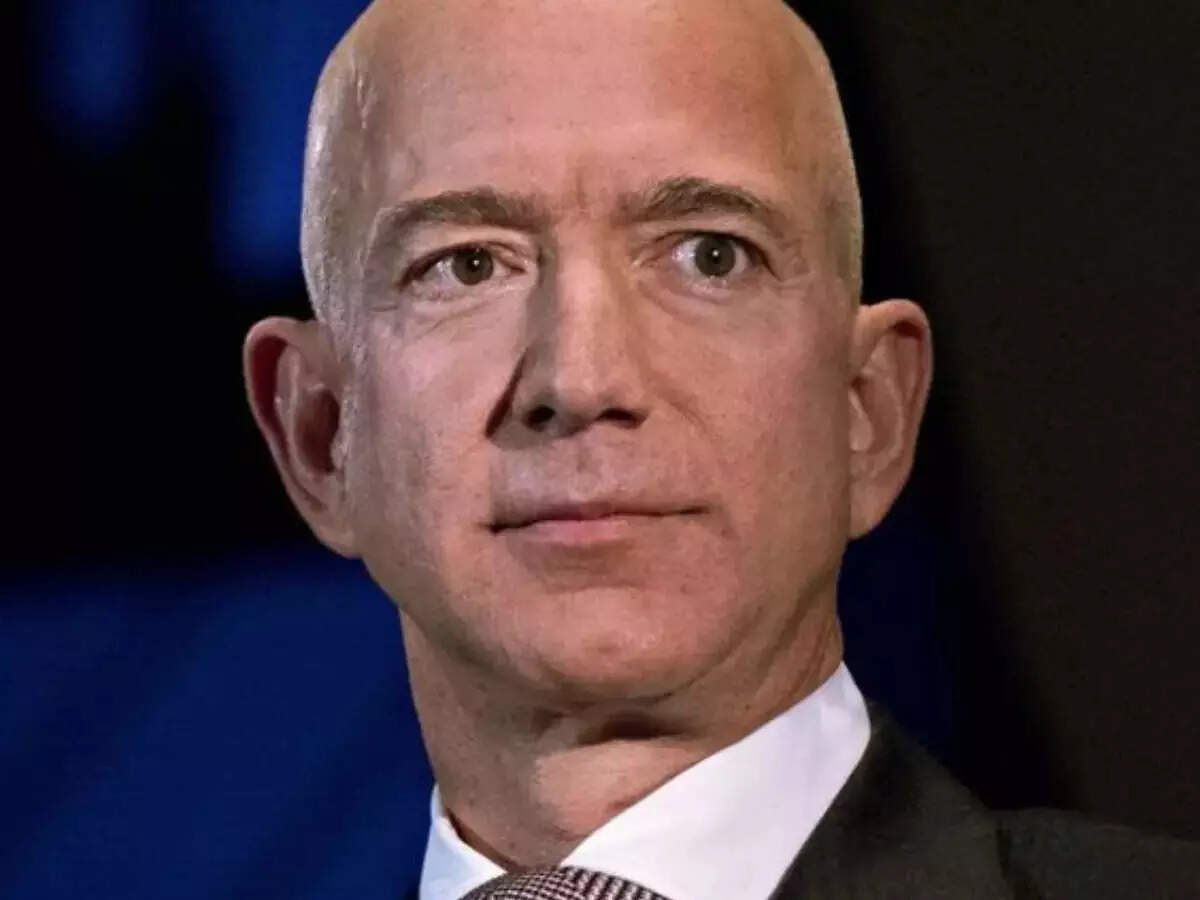 Business lesson from Amazon CEO Jeff Bezos: "Make employees think like ...