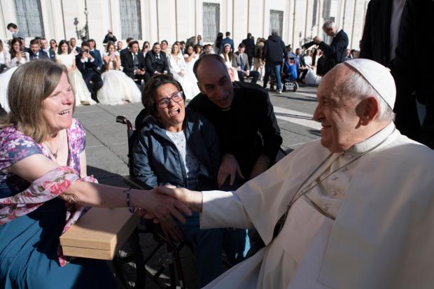 Glaswegian who met Pope Francis after walking from home to Rome ...