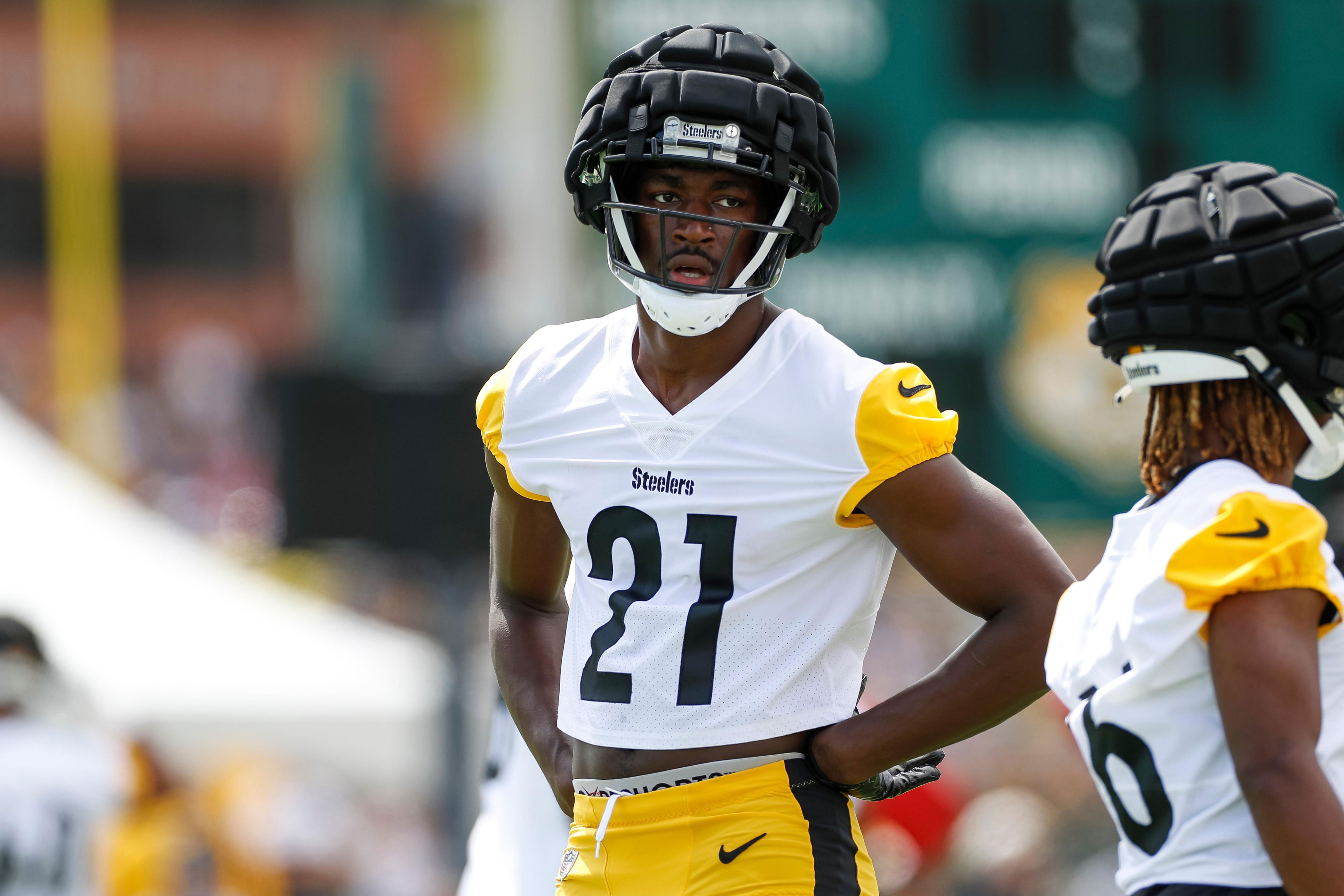 Former Steelers wide receiver signs with Broncos