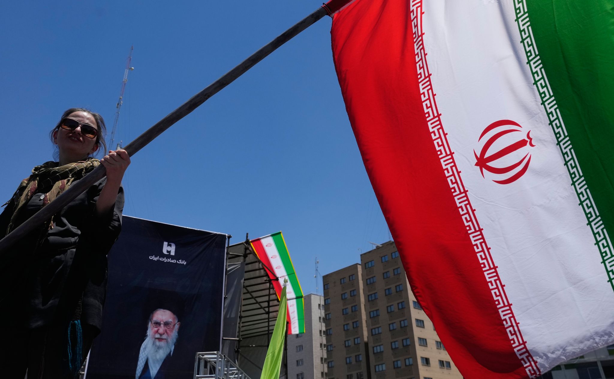 Rahmen für Weg zum Frieden im Iran - aber viele Fragen offen