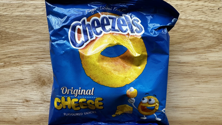 We tried 14 popular Australian candies, sweets, and snacks to see if ...