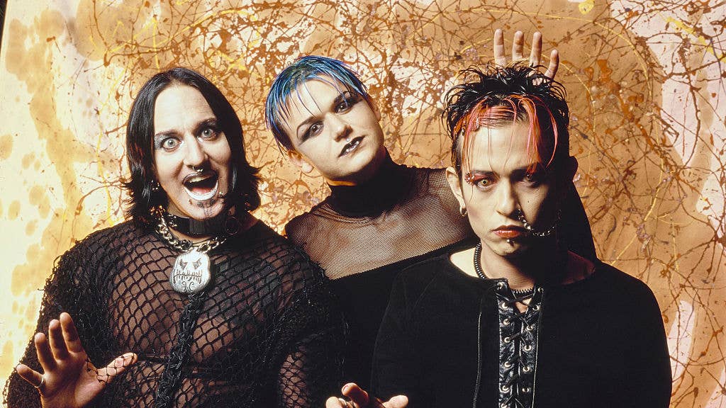 Coal Chamber postpones 2026 show for drummer's final cancer surgery
