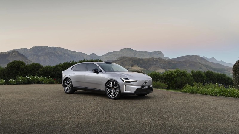Driven: Why the ultra-sleek Volvo ES90 is the perfect antidote to SUV ...