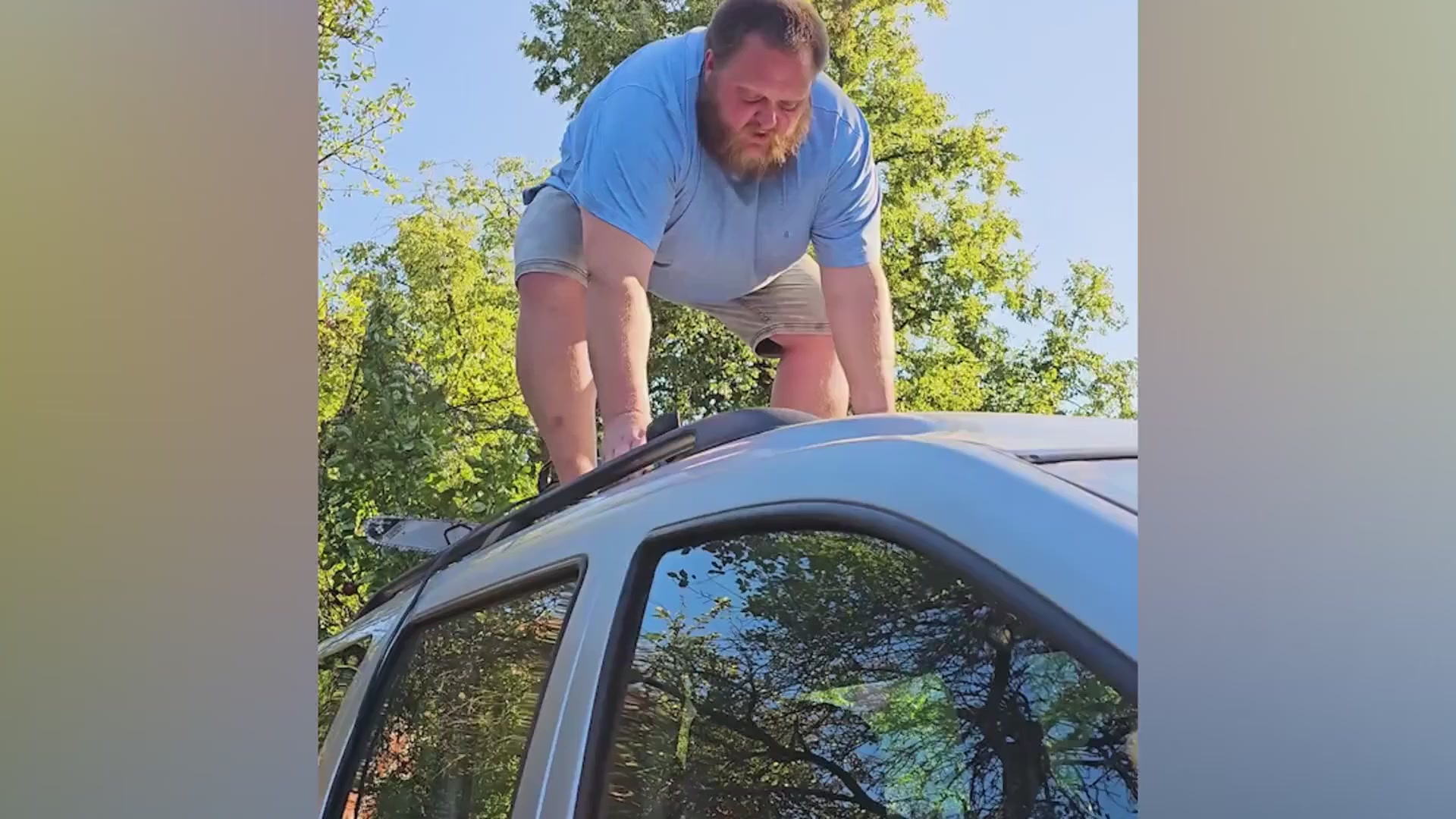 Transforming a vintage vehicle into an awesome mini camper