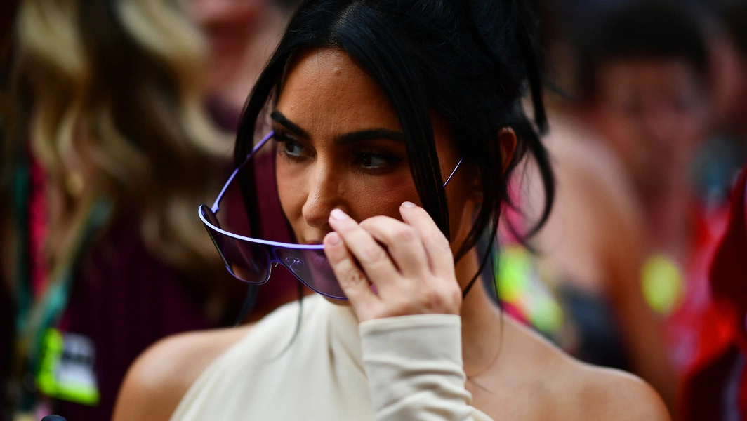 Kim Kardashian ends F1 'towelgate' with embroidered gift to Antonelli