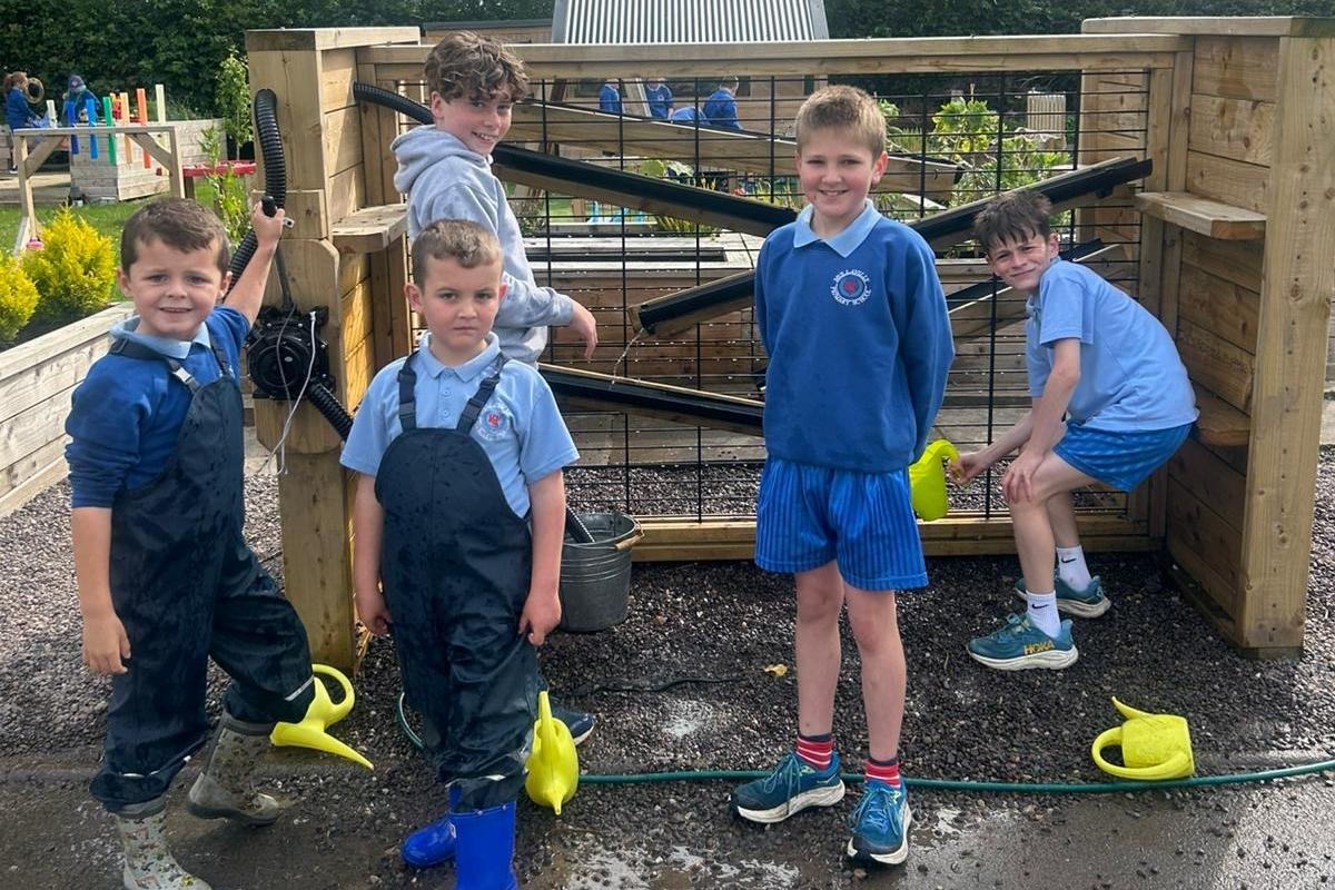 Photos of lots of happy, smiley faces at Mullavilly Primary School's ...