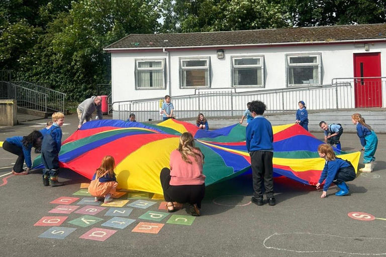 Photos of lots of happy, smiley faces at Mullavilly Primary School's ...