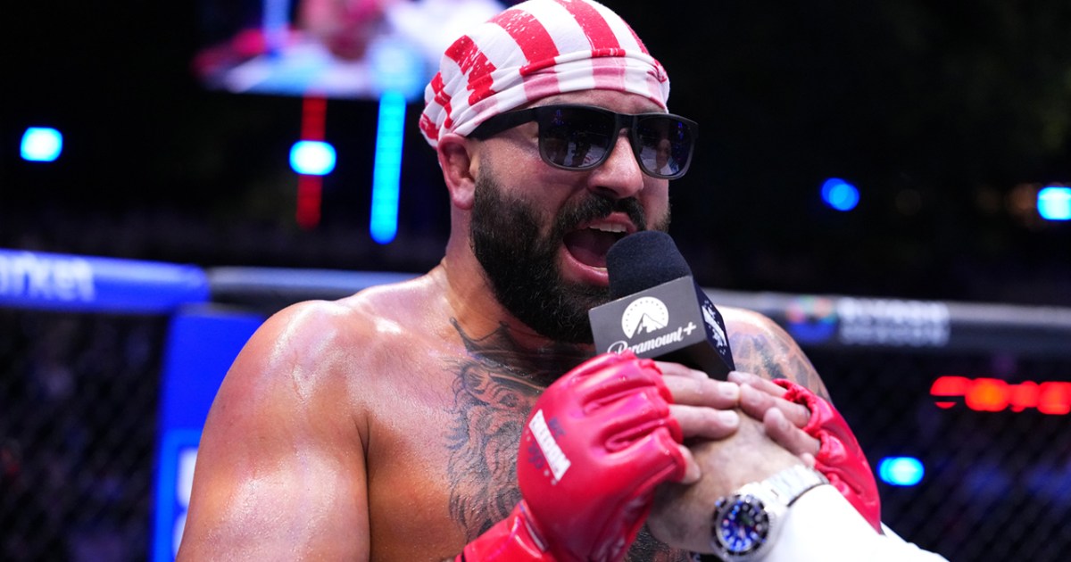 Josh Hokit does Hulk Hogan-inspired entrance at UFC White House event
