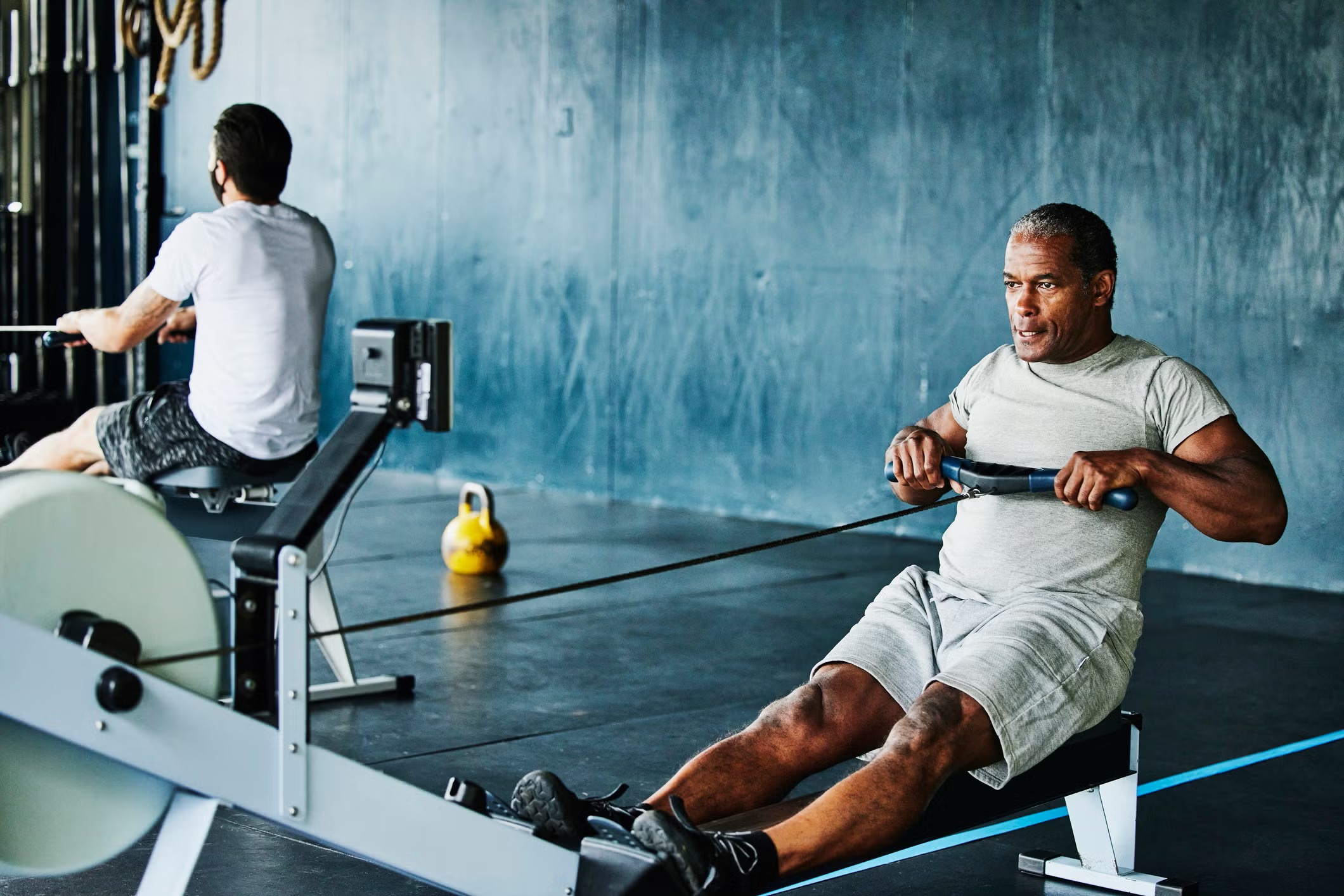 50+? Beweeg minimaal dit aantal minuten per week om je brein jong te houden