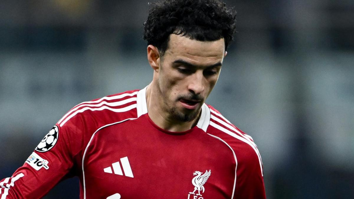 Mirror - Jones-Liverpool, nuovo inizio con Iraola? Ma ricordiamo... Chiesa