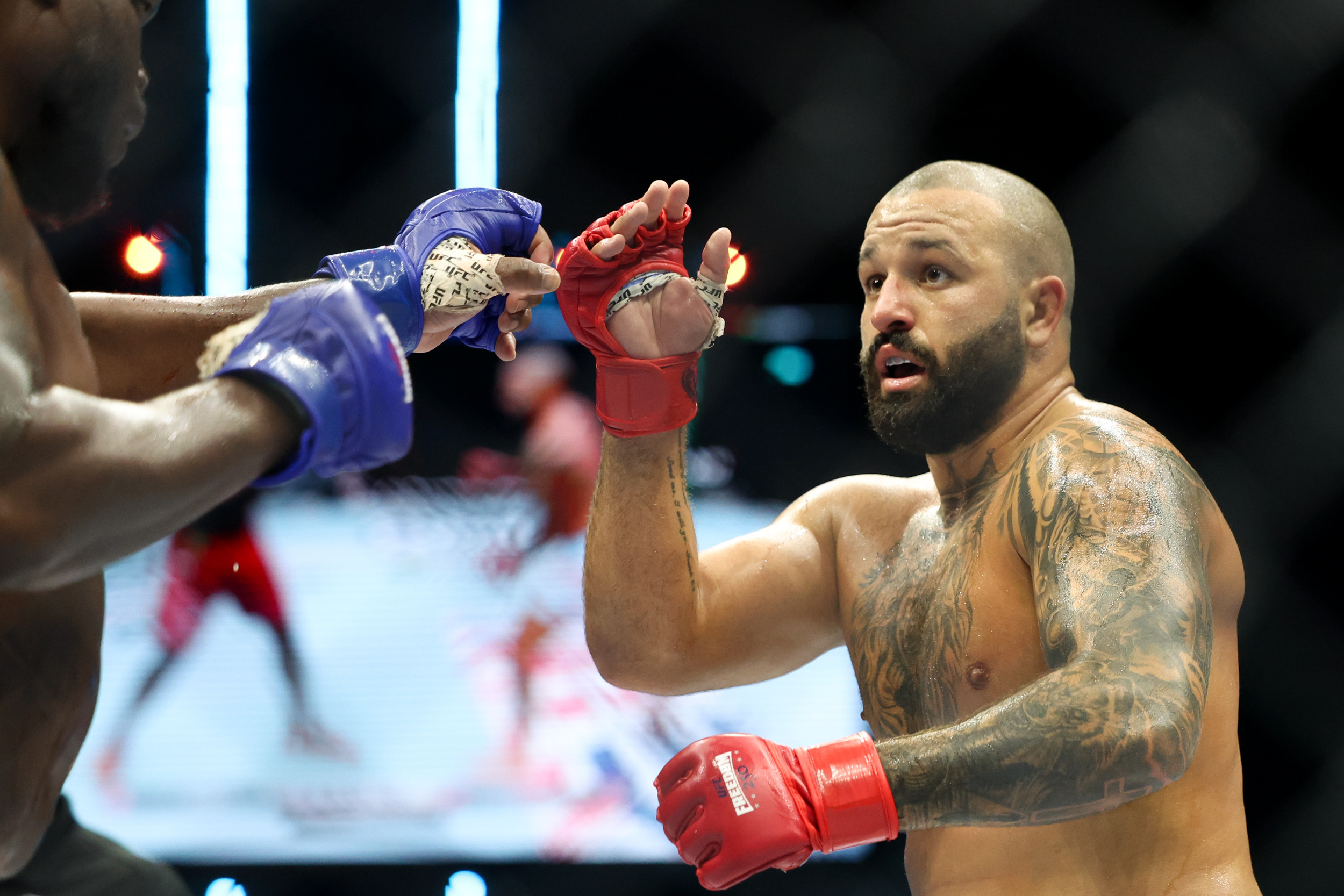 Josh Hokit destroys Derrick Lewis at UFC Freedom 250, calls out Alex ...