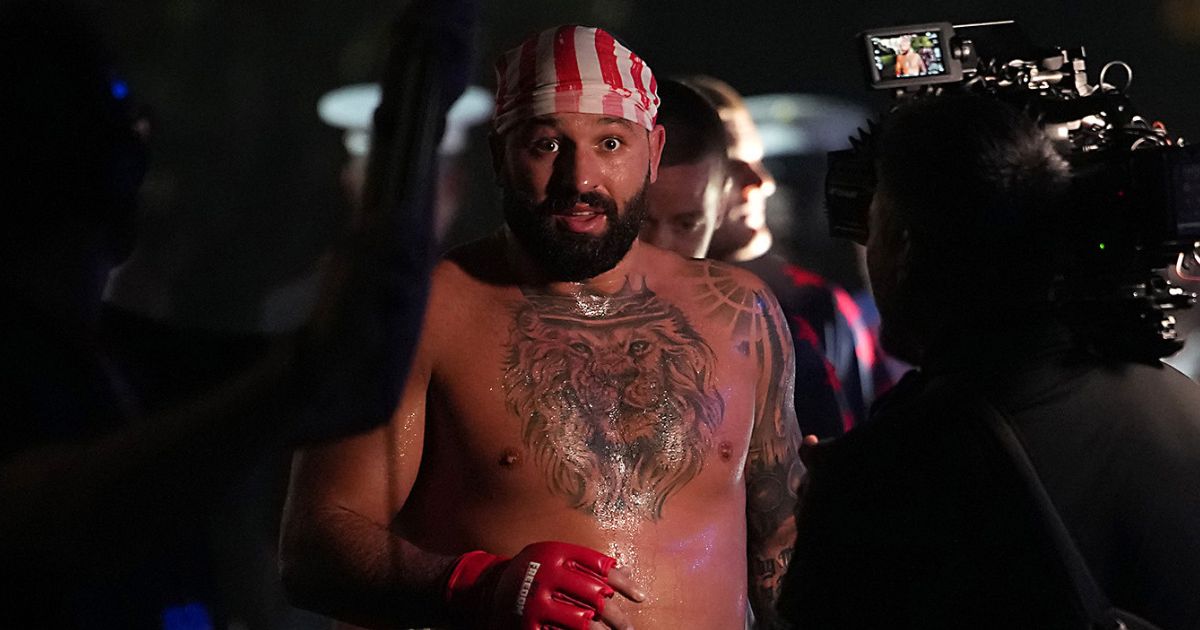 Watch: UFC winner says 'Michelle Obama is a man!' at White House ...