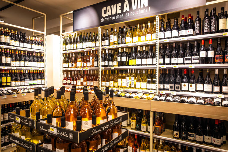 Trump threatens 100% tariff on French wines over digital services tax