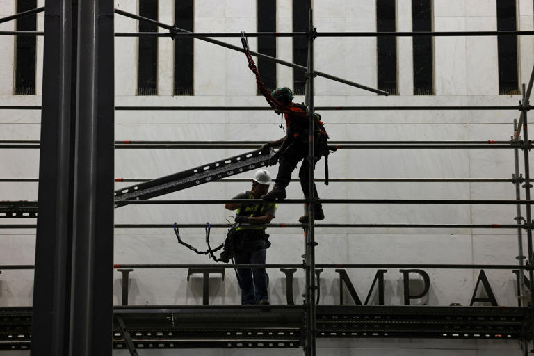 After stripping name from building, Kennedy Center creates Trump fund