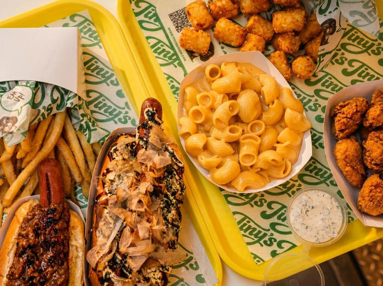 The chef behind Father’s Office opens a ‘tiny’ burger stand at South ...