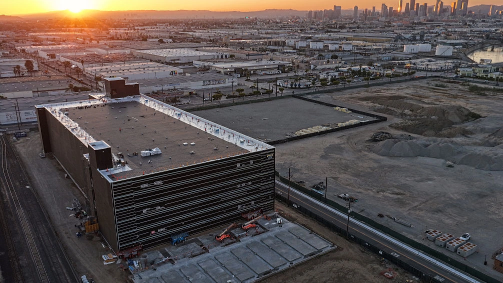 Warren presses private equity on data center energy risks