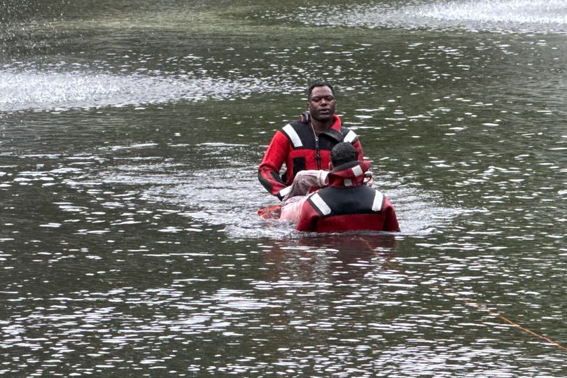 Horror as decomposing body found floating in pond at NYC park