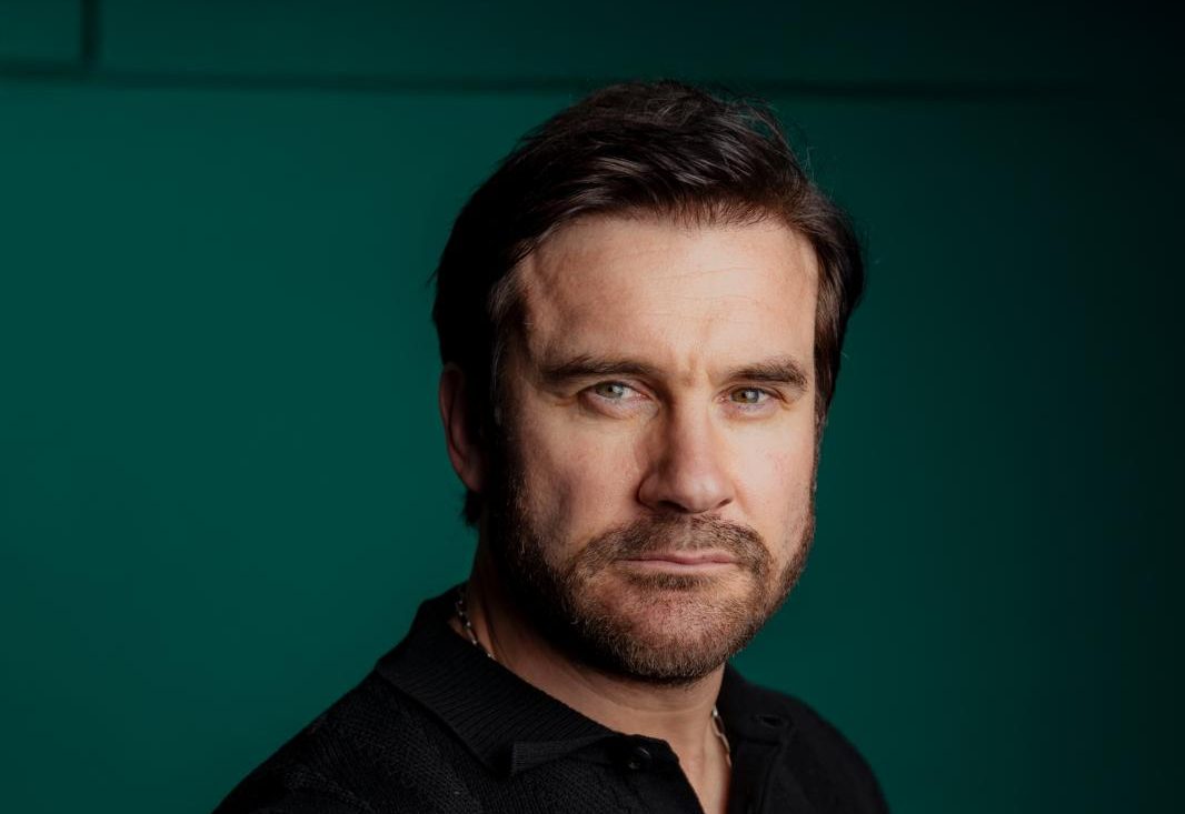 'Vikings' star Clive Standen signs with Range (exclusive)