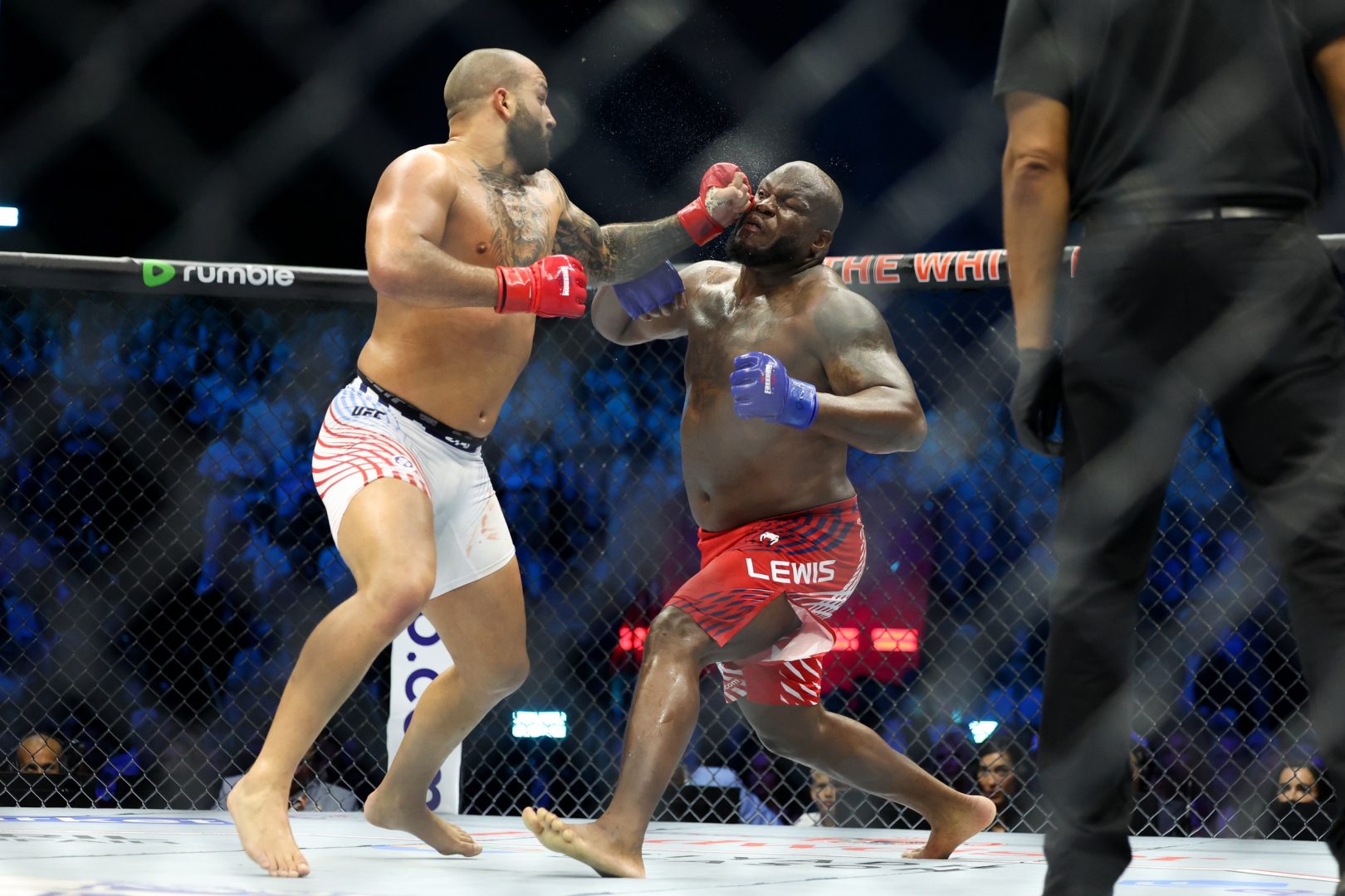 Josh Hokit destroys Derrick Lewis at UFC Freedom 250, calls out Alex ...