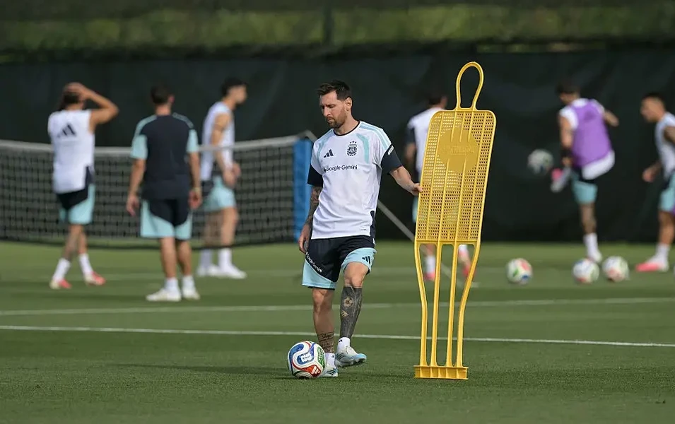 Messi and Ronaldo begin World Cup campaigns on June 17