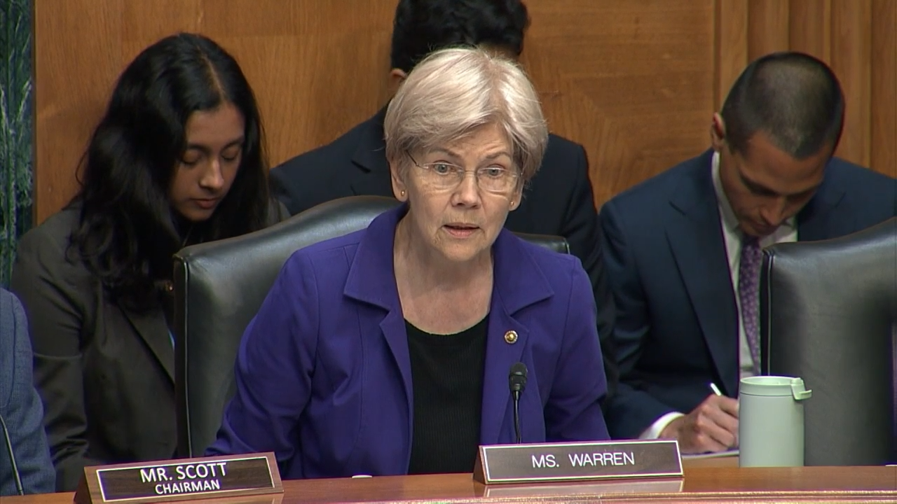 'We shouldn't be doing it again': Elizabeth Warren puts her foot down ...