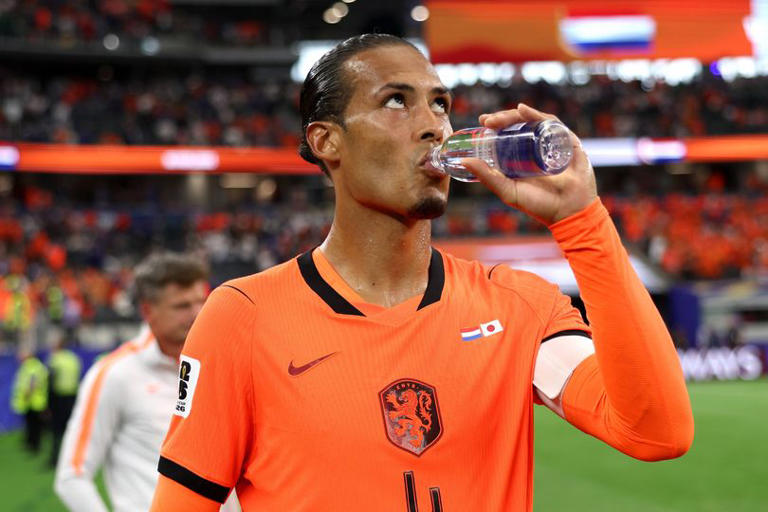 Netherlands captain Virgil van Dijk questions FIFA World Cup hydration ...
