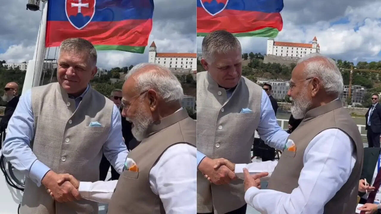 Internet loves PM Modi–Slovak counterpart Robert Fico moment wearing ...
