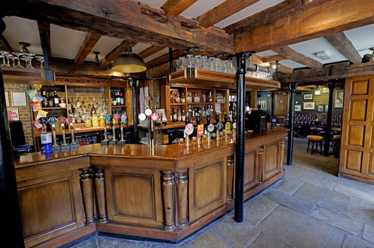 The new Old Wellington - inside Manchester's oldest pub building after ...