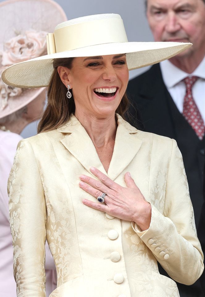 Kate Middleton rewears diamond earrings with sentimental tie to Prince ...