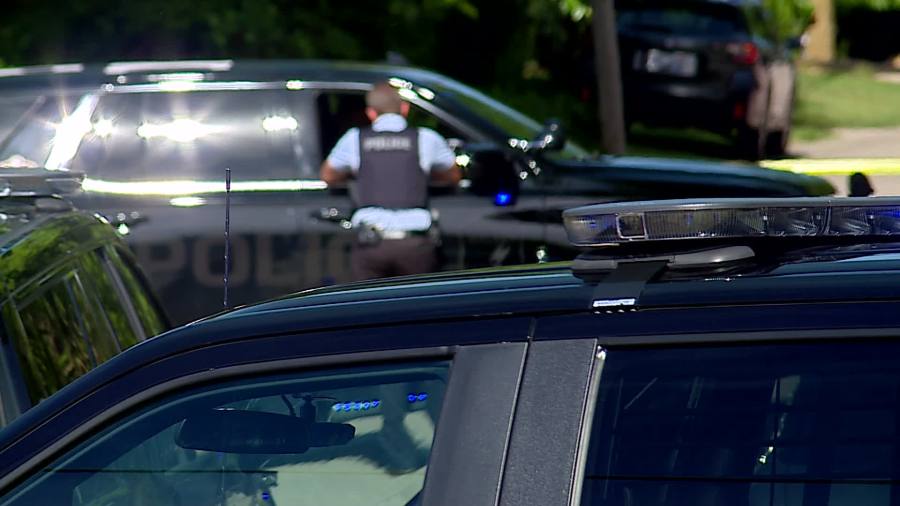 Man shot siblings in attempted murder-suicide, family says