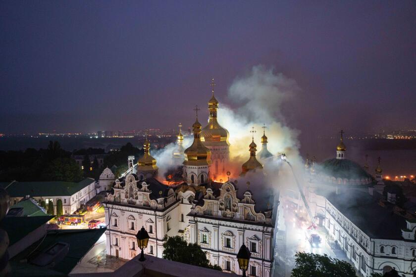 Russia unleashes a barrage on Ukraine, killing 11 and damaging a ...