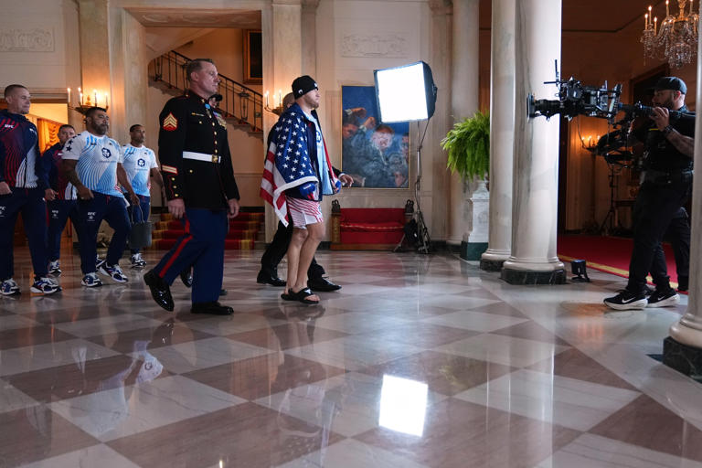 Inside the UFC White House fight: Unprecedented media spectacle