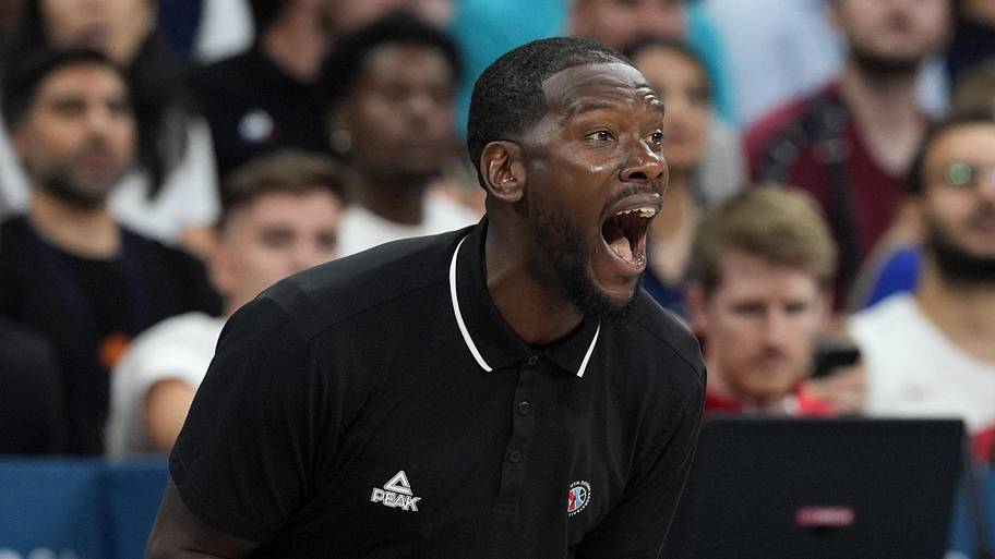 Rockets coach Royal Ivey is still in consideration for Mavericks ...