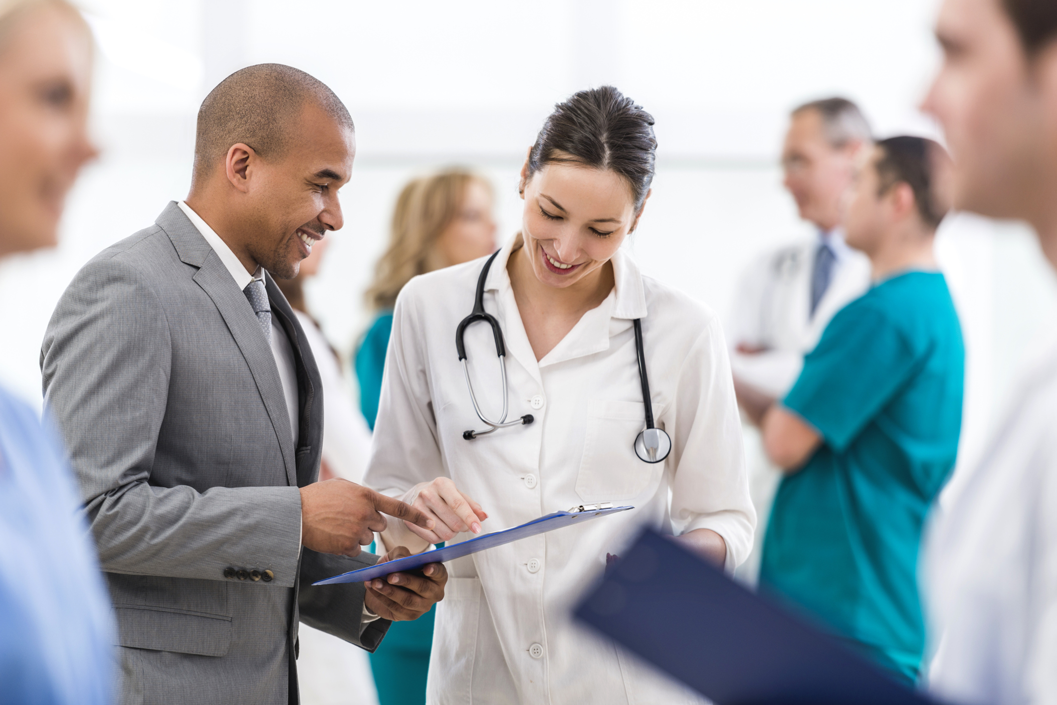 Should you buy Eli Lilly stock now or wait for a dip?