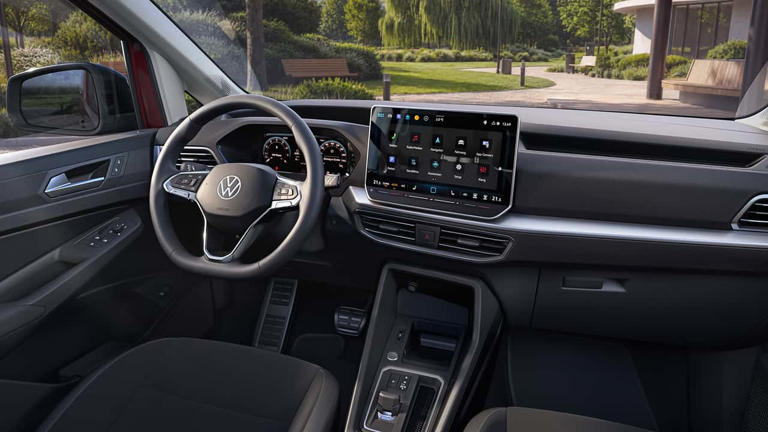 Volkswagen Caddy facelift (2026): primer vistazo al nuevo habitáculo