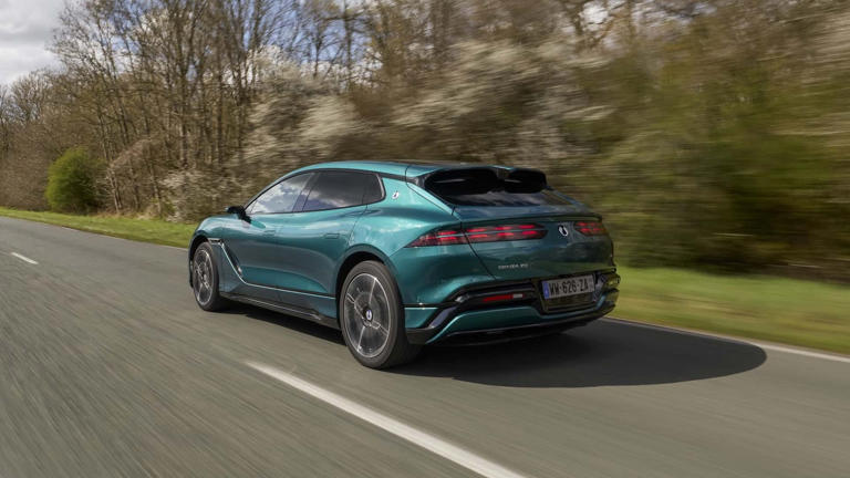 Denza Z9GT sulle orme di Marco Polo: parte da Roma il viaggio elettrico ...
