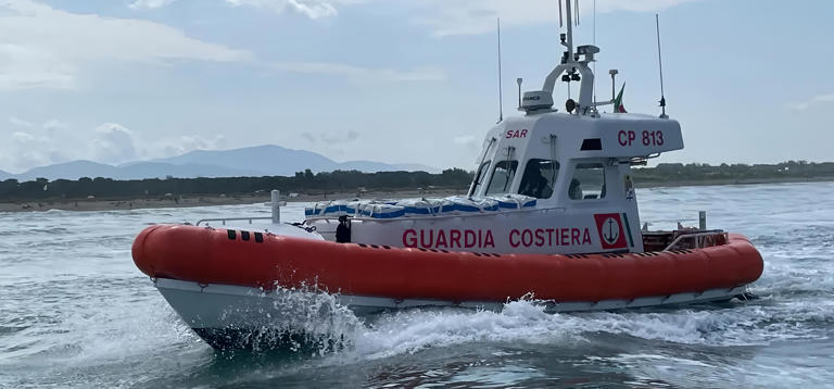 Torre del Lago, tragedia in mare: 78enne di Altopascio annega davanti ...