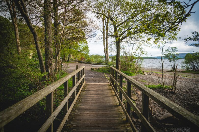 All Scottish people told to 'always look down' when walking over bridges