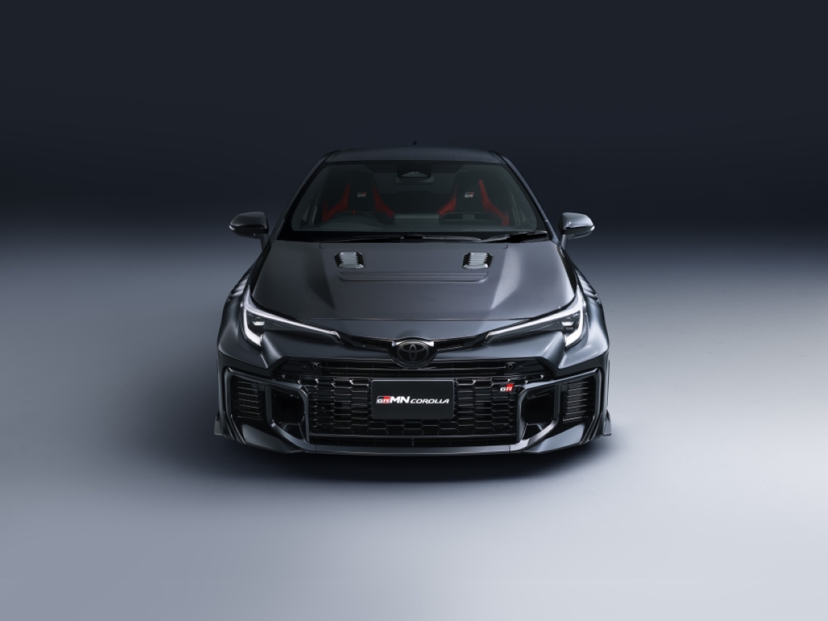 Toyota unveils GRMN Corolla with no rear seats and Nürburgring-focused ...