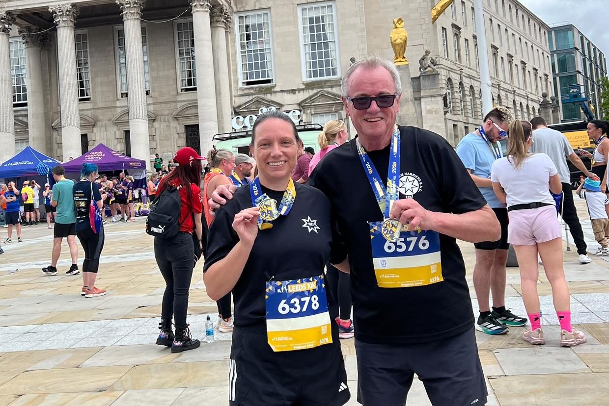 Simon and Tracy take city course in their stride