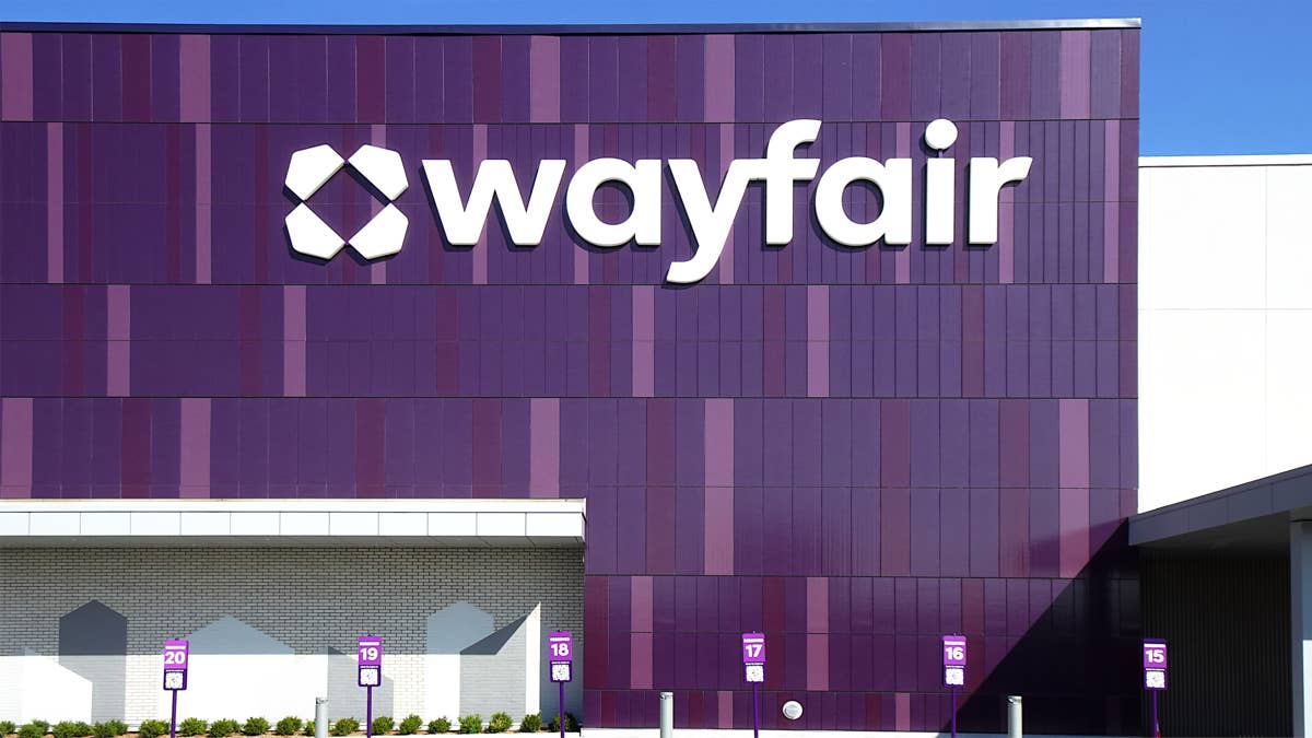 Wayfair's chic coffee table mimics a pricy Crate & Barrel style for $250