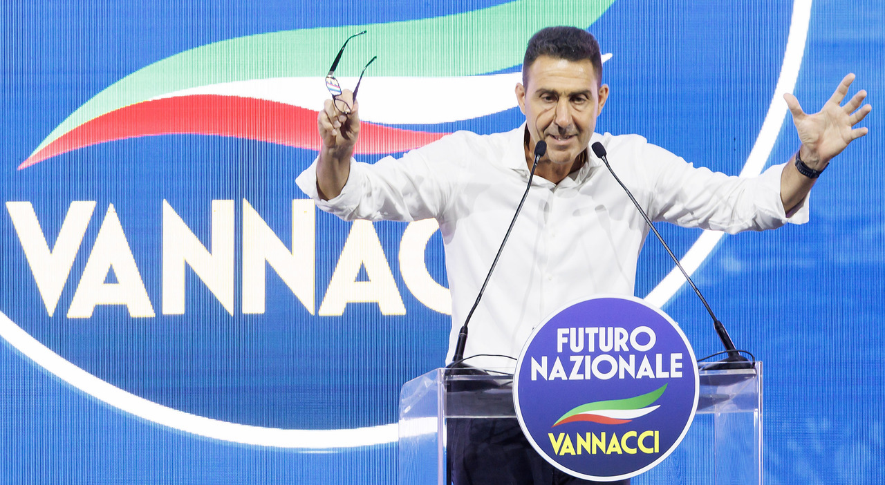 Roberto Vannacci vola nei sondaggi e preoccupa il centrodestra ...