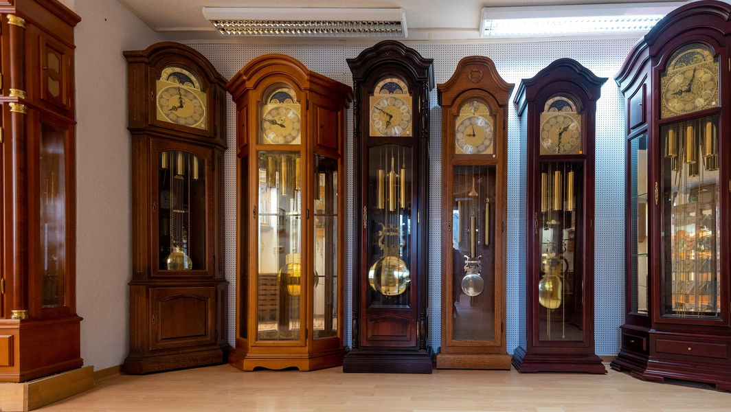 7 valuable antique clocks and their market appeal