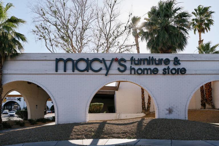 Macy’s building in Chinatown sells to new landlord