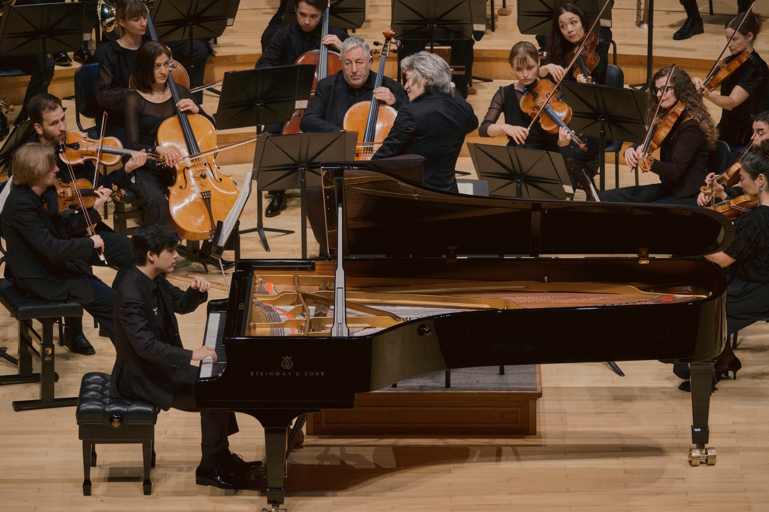 Lim Yun-chan improvs Mozart aria, Seoul concert