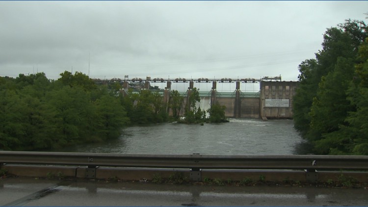 LCRA opens 2 floodgates Monday in Central Texas during rainfall