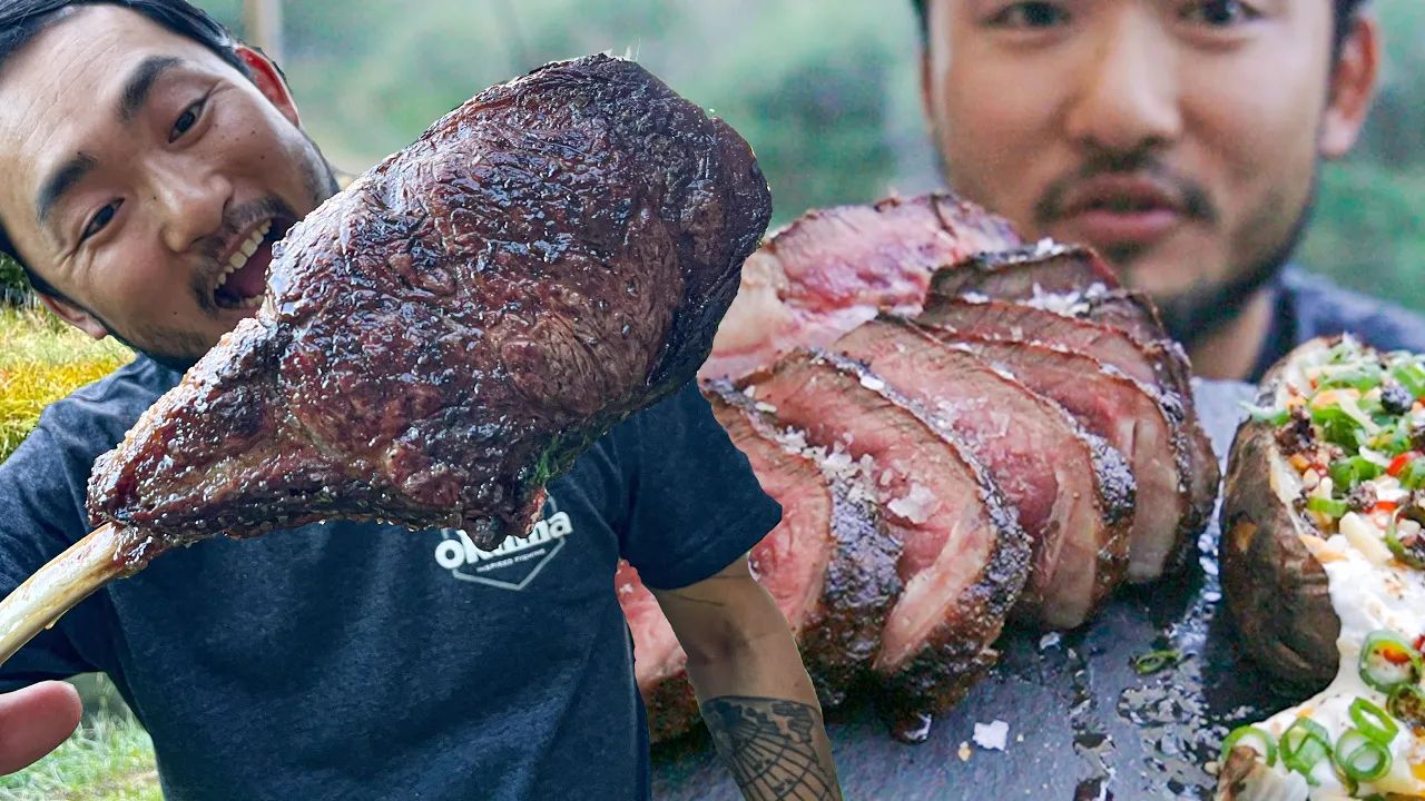 I tried the ultimate buffalo tomahawk in Wyoming! 🥩