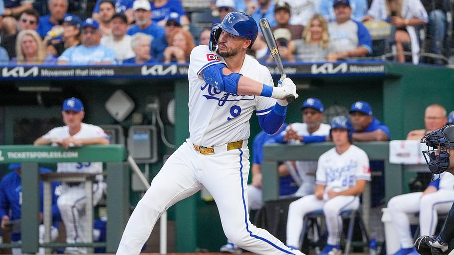 Royals hit with another injury setback as Vinnie Pasquantino goes on ...